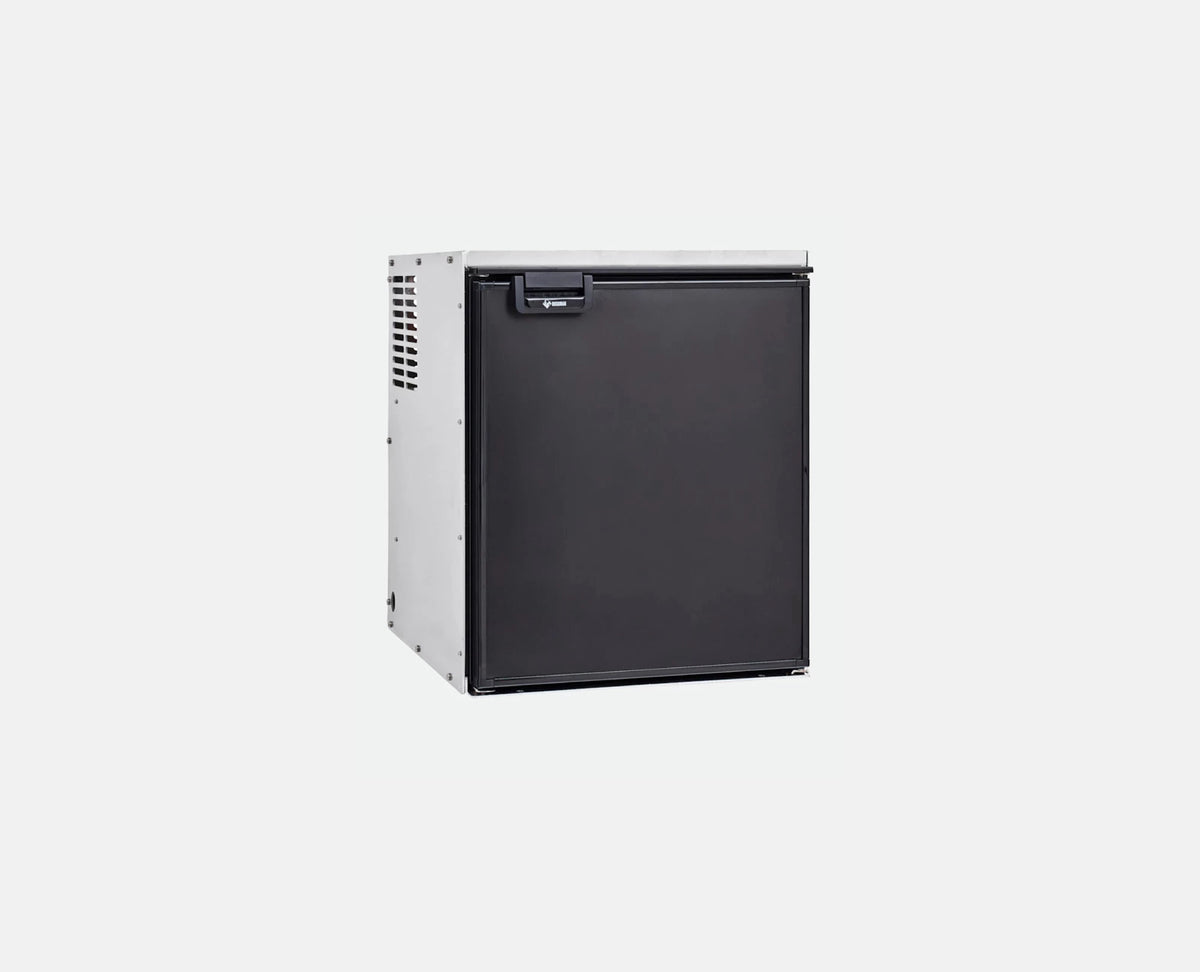 Bushman DC65-X Fridge Box – 4x4 FILTH